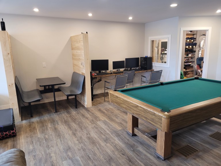 The Cove Drop-In – A youth drop-in center in Lorette, Manitoba